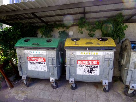 Sleeping Dumpster And Happy Dumpster R Pareidolia
