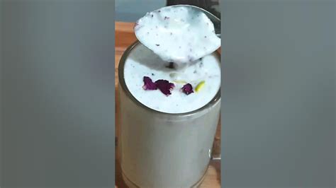 गर्मियों की खास गाढी मलाईदार मीठी लस्सी 2मिनिट मे तैयार Meethi Lassi