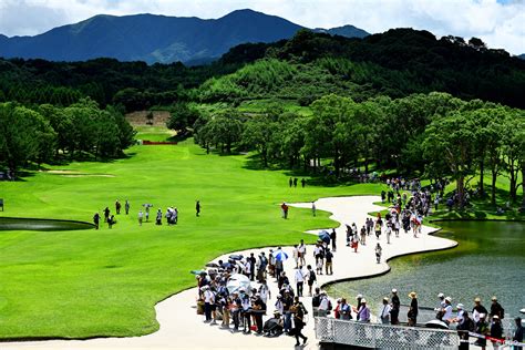 画像詳細 2024年 大東建託・いい部屋ネットレディス 3日目 山下美夢有 「63」の川崎春花が2連勝＆ツアー記録更新へ首位浮上 三ヶ島かな2