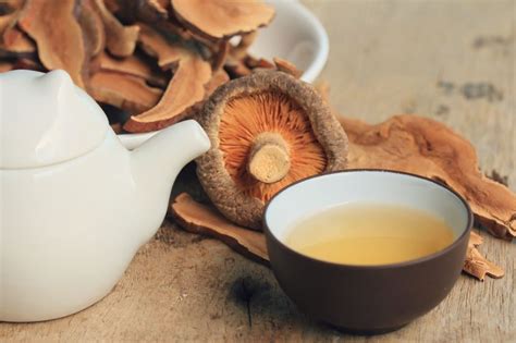 脂肪燃焼＆代謝up！ダイエットに良い「しいたけ茶」活用法 つやプラ つやっときらめく美をプラス｜40代からのエイジングを前向きに