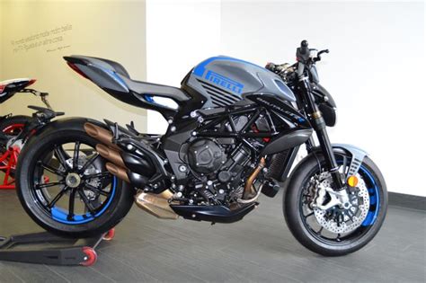 Mv Agusta Brutale 800 Rr Pirelli Versão Exclusiva Celebra Parceria De