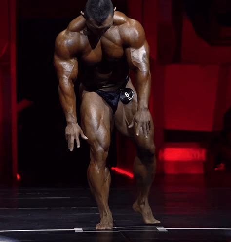 Muscle Worship Temple Kim Seong Hwan