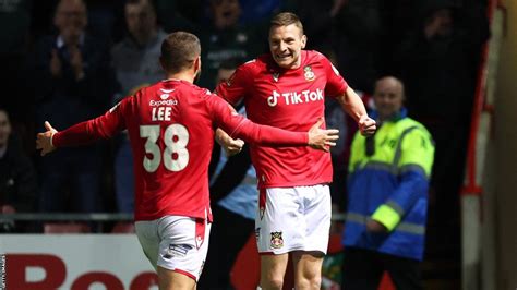 Wrexham 3 0 Yeovil Town Dragons On Brink Of Title As🦓 Defenda Suas