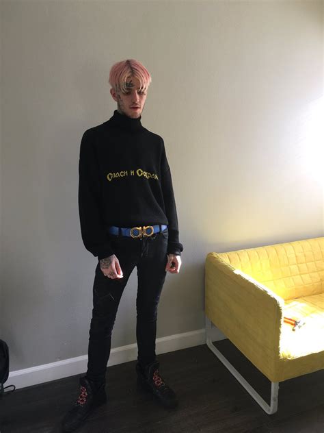 Lil Peep Outfit From March 2 2017 Whats On The Star