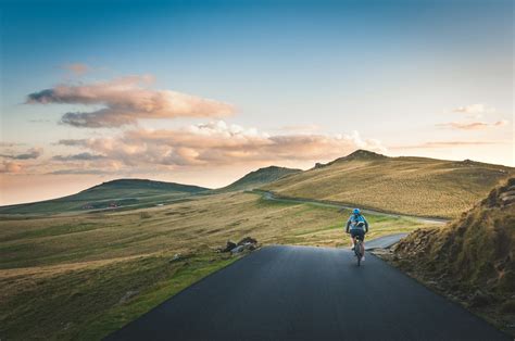 Impulsa tu Ciclismo Técnicas de Estiramiento para Antes y Después estiramientos es