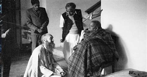 Neem Karoli Baba And Dada Mukherjee Devotion And Grace