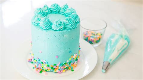 Cách Trang Trí Mini Mini Cake Decorating để Tạo Ra Những Chiếc Bánh Nhỏ