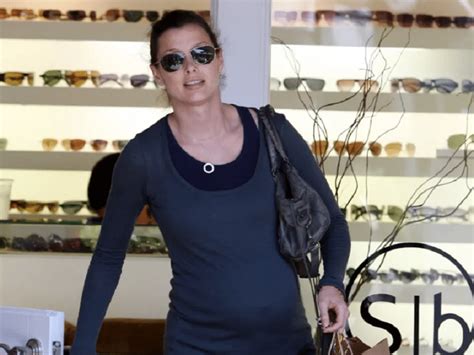 Is Bridget Moynahan Pregnant Buzzrush