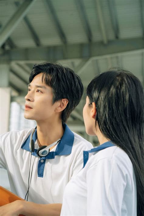 Hoàng Huyền Trần Nghĩa Rủ Nhau Tung ảnh Tình Bể Bình Vtvvn