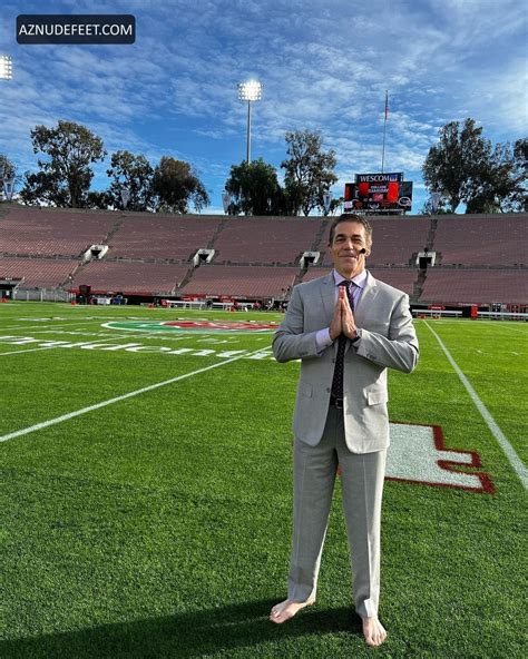 Chris Fowler Feet Aznudefeet Men