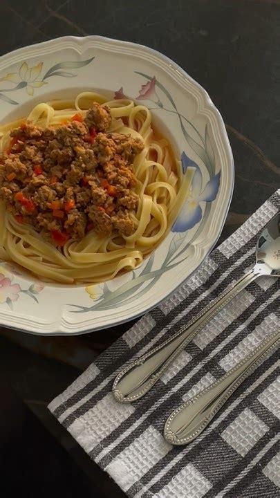 Паста «болоньезе🍝 готовлю ее именно так Обязательно томить соус на