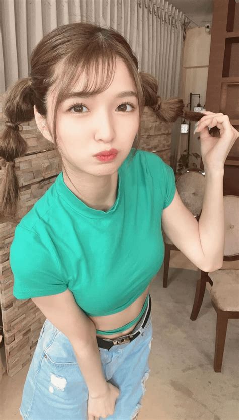 Sumire Kuramoto 倉本すみれ R Sumire Kuramoto