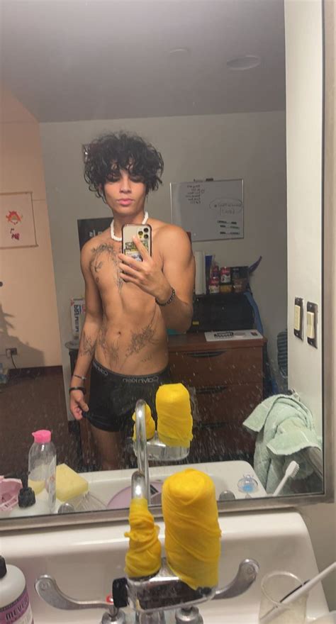 Cupid On Twitter Retweet If You Wanna Take My Clothes Off Me