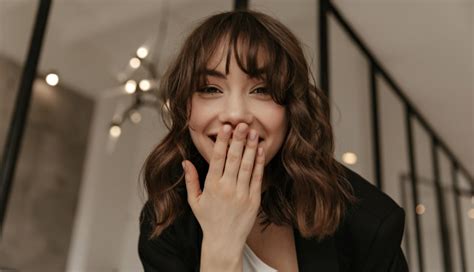 47 Sweet Signs Youre Falling In Love And Slowly Moving Past The Like Stage