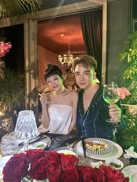 Hiền Hồ có động thái không ngờ giữa lúc bị tẩy chay khỏi đêm nhạc có Đạt G