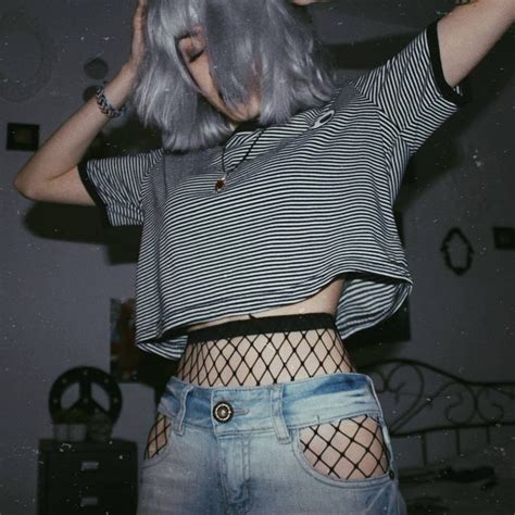 𝓐𝓲𝓭𝓪 on Instagram Live and let grungegirl