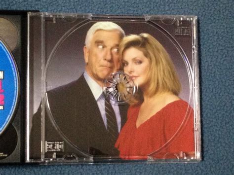笑彈龍虎榜 三部曲 The Naked Gun Trilogy Ira Newborn johnchung的創作 巴哈姆特
