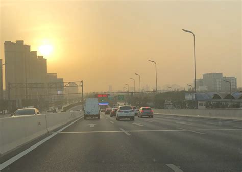 华北雾霾重污染预警料持续至下周 生态部：今年情况不利 星岛日报