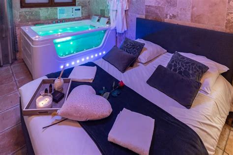 Chambre avec Jacuzzi Privatif Dijon Hôtel avec Spa Privatif