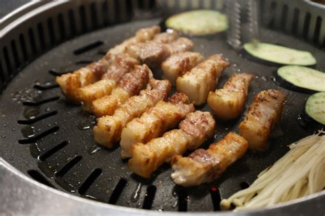 부산 사직동 맛집 돼지고기 전문점 구워주는 사직식당 네이버 블로그