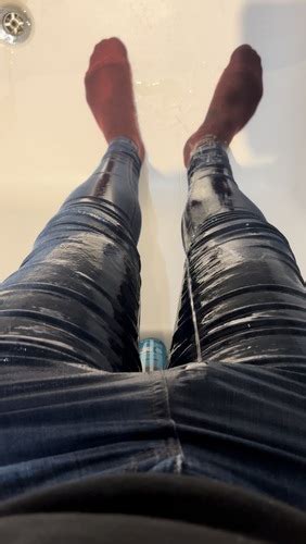 Rewetting My Jeans Male Omorashi