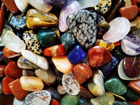 Rocks Of Every Color What Gives Them Their Striking Hues Color Meanings