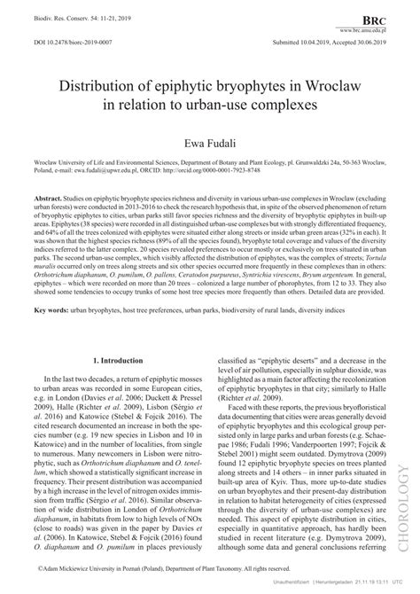 pdf distribution of epiphytic bryophytes in wroclaw in relation to