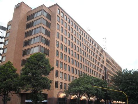 Edificio Citibank Chico Norte Carrera 9a Calle 99 Jll Propiedades Ar