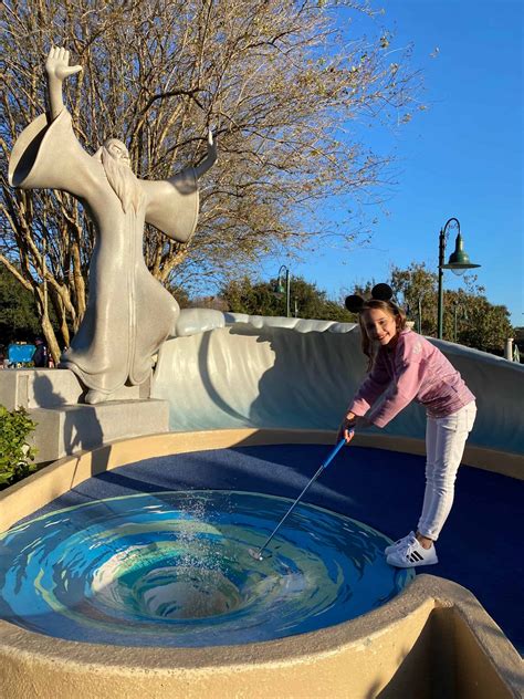 Disneys Fantasia Gardens And Fairways Miniature Golf Dixie Delights