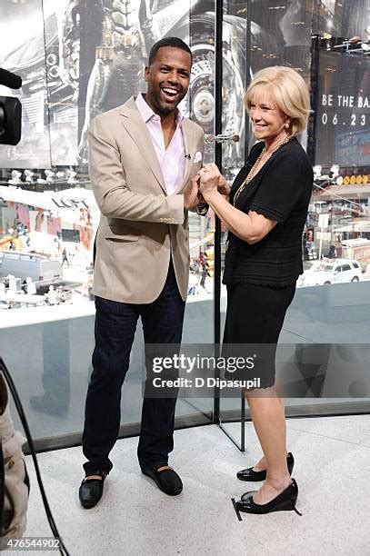 1246 Joan Lunden Photos And High Res Pictures Getty Images