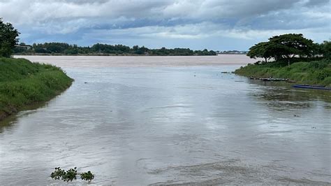 ในประเทศ หนองคายเร่งระบายน้ำสาขาลงแม่น้ำโขงรับพายุ โนรู