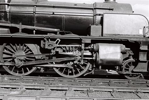The Transport Library Br British Railways Steam Locomotive 31905