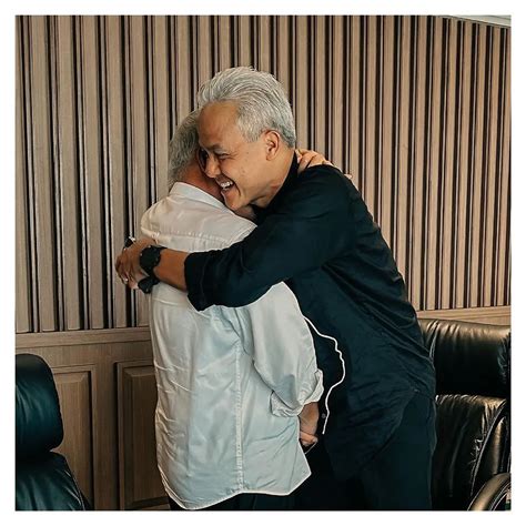 Ganjar Pranowo Pamer Foto Bareng Basuki Hadimuljono Netizen Minta Pak