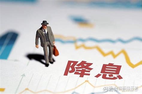 美非农数据不及预期 降息预期升温！金价创历史新高，多空角逐后市有望继续上行 一、市场背景与近期动态1 全球股市波动与黄金避险功能凸显近期