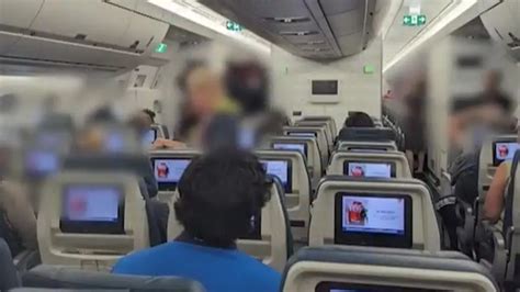Severe Turbulence On Delta Flight Was So Bad 11 People Were