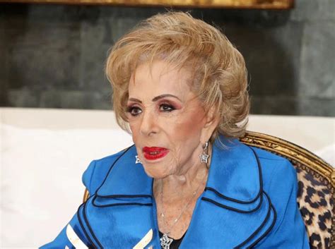 Silvia Pinal Est Stable En Soins Intensifs Francia Org Ve