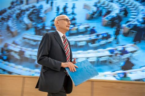 Le Racisme Et La Discrimination Constituent Une Menace Virulente