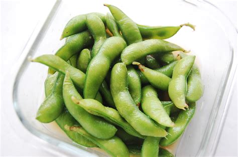 リュウジ『冷凍枝豆を100倍おいしくする方法』 え、房ごと“わさび”に漬け込む⁉無限にイケる絶品だわ 『あたらしい日日』 こんな時代の