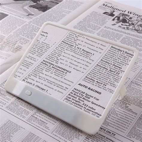 Лупа с подсветкой для чтения книг Page Brite Х3-крат увеличительная ...
