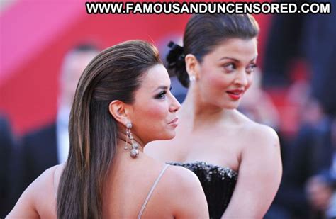 Aishwarya Rai Nude Sexy Scene Indian Sexy Dress Showing Tits Famous