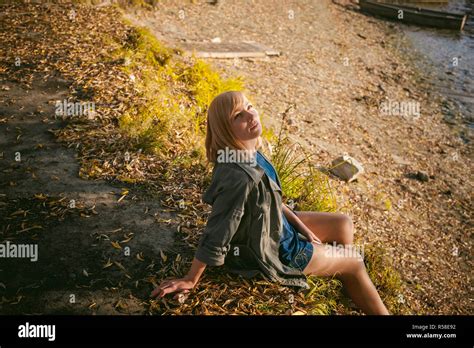 Pieds De Femme Nylon Banque De Photographies Et Dimages à Haute