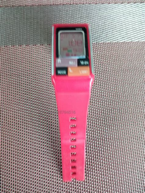 Продавам детски дамски часовник Casio Работещ Casio Мъжки Дамски