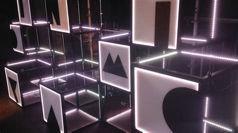 Tourable Light And Stage Object