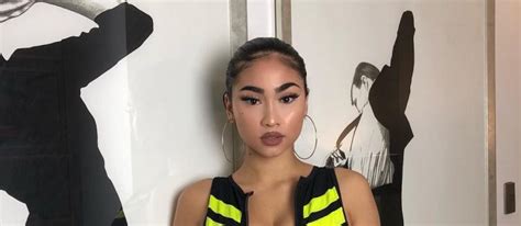 Paloma Mami La Rompe Con Foto En Bikini Desde Puerto Rico — Radio Corazón