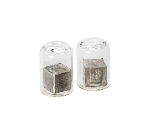 Lithium Metal Cube — Luciteria