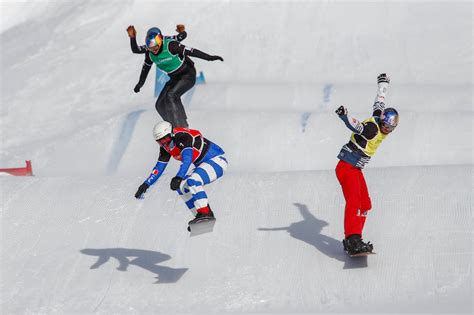 Si Recupera A Cervinia La Tappa Di Coppa Del Mondo Di Snowboard Cross