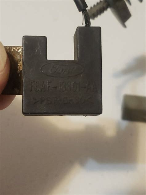 Oem Ford Radio Noise Filter With Wire Plug Connector F6af 18801 Aa For