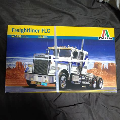 Yahooオークション Italeri No3859 124 Freightliner Flc トレーラ