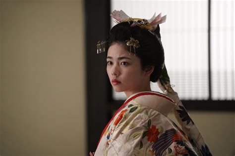 『大奥』第3話 “倫子”小芝風花、“家治”亀梨和也の悲しい過去を聞き、つらい身の上に思いを馳せる ドラマ ニュース ｜クランクイン！