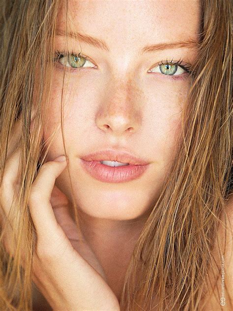 Most Beautiful Eyes Stunning Eyes Beautiful Redhead Pretty Face